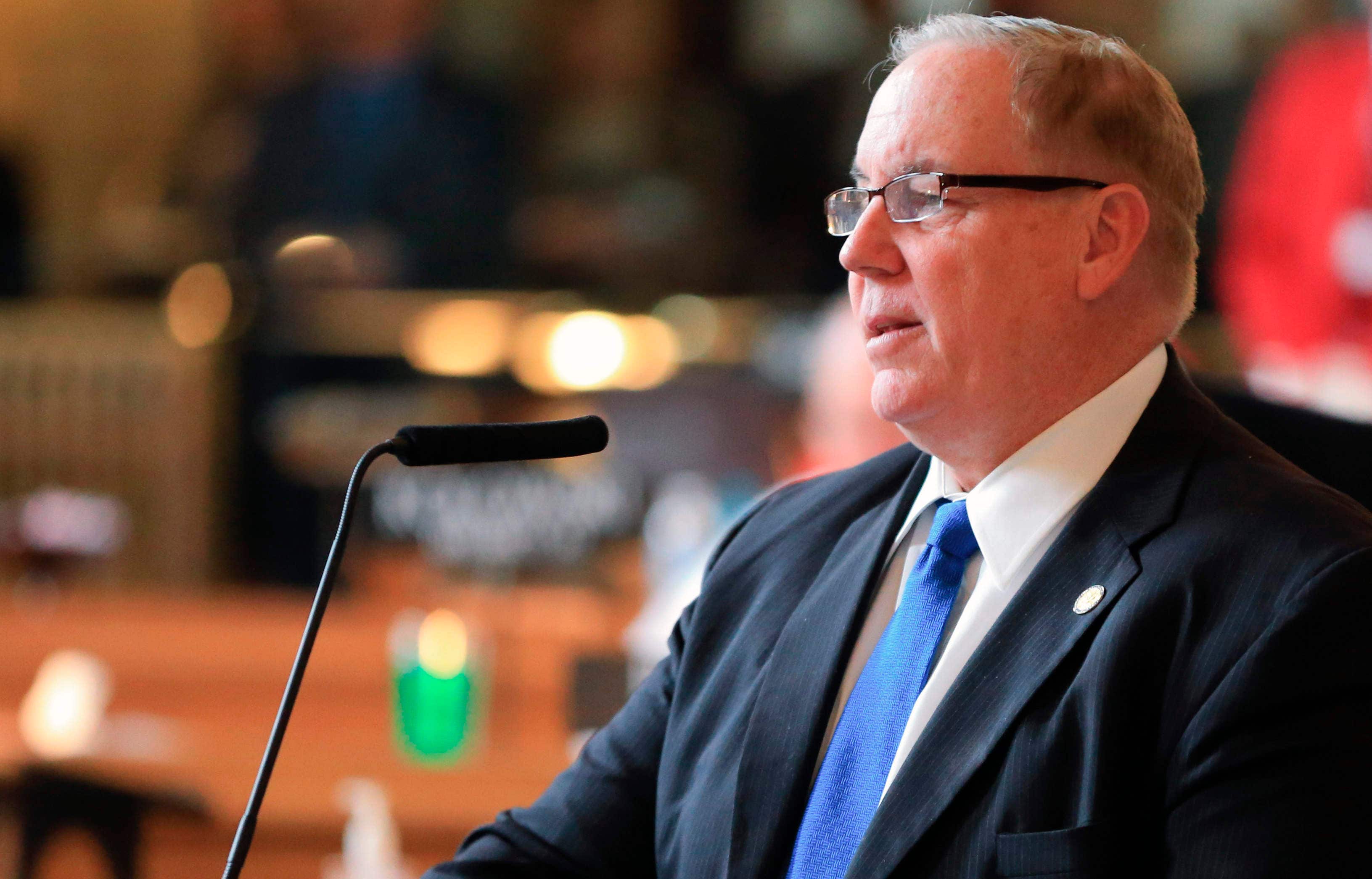 Nebraska state senator could face expulsion for improper online ...
