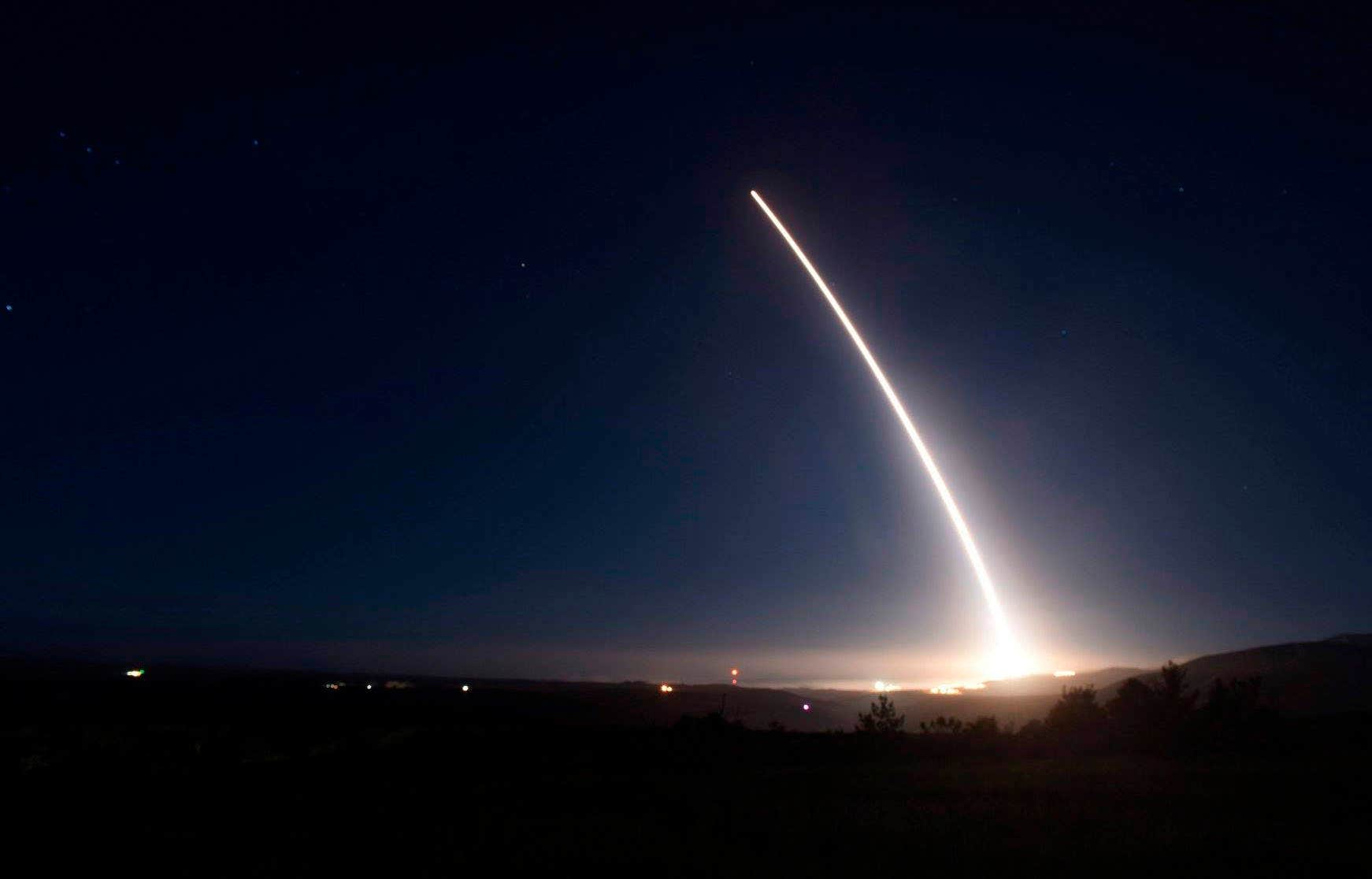 US flexes muscle, tests ICBM off California coast | Fox News