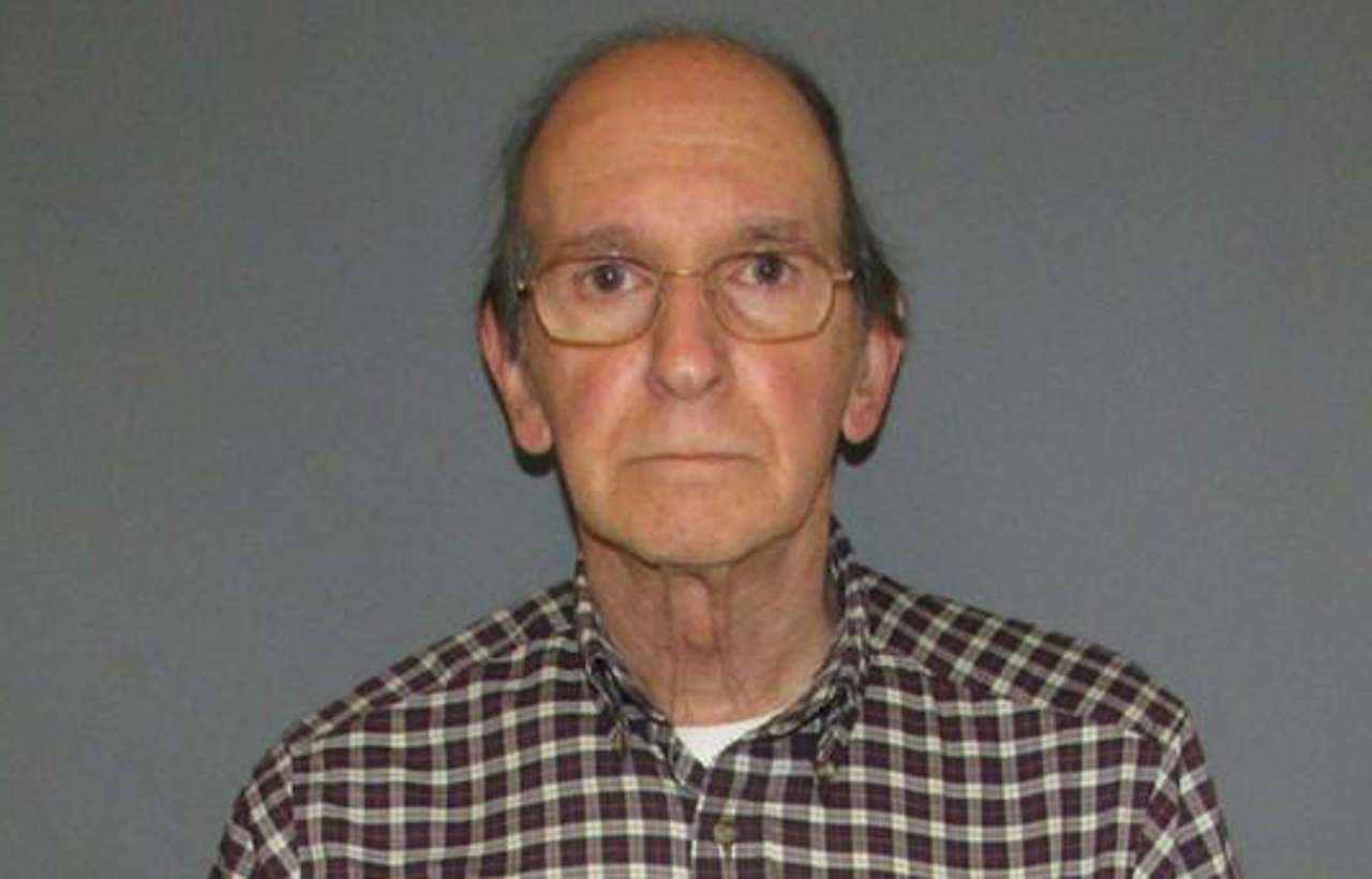 Connecticut man arrested for allegedly destroying Kim Kardashian selfie ...