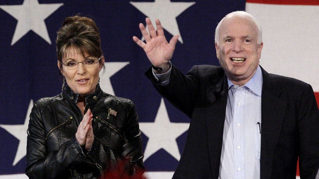 After Rising to Fame on McCain's Coattails, Palin Tries to Save His ...
