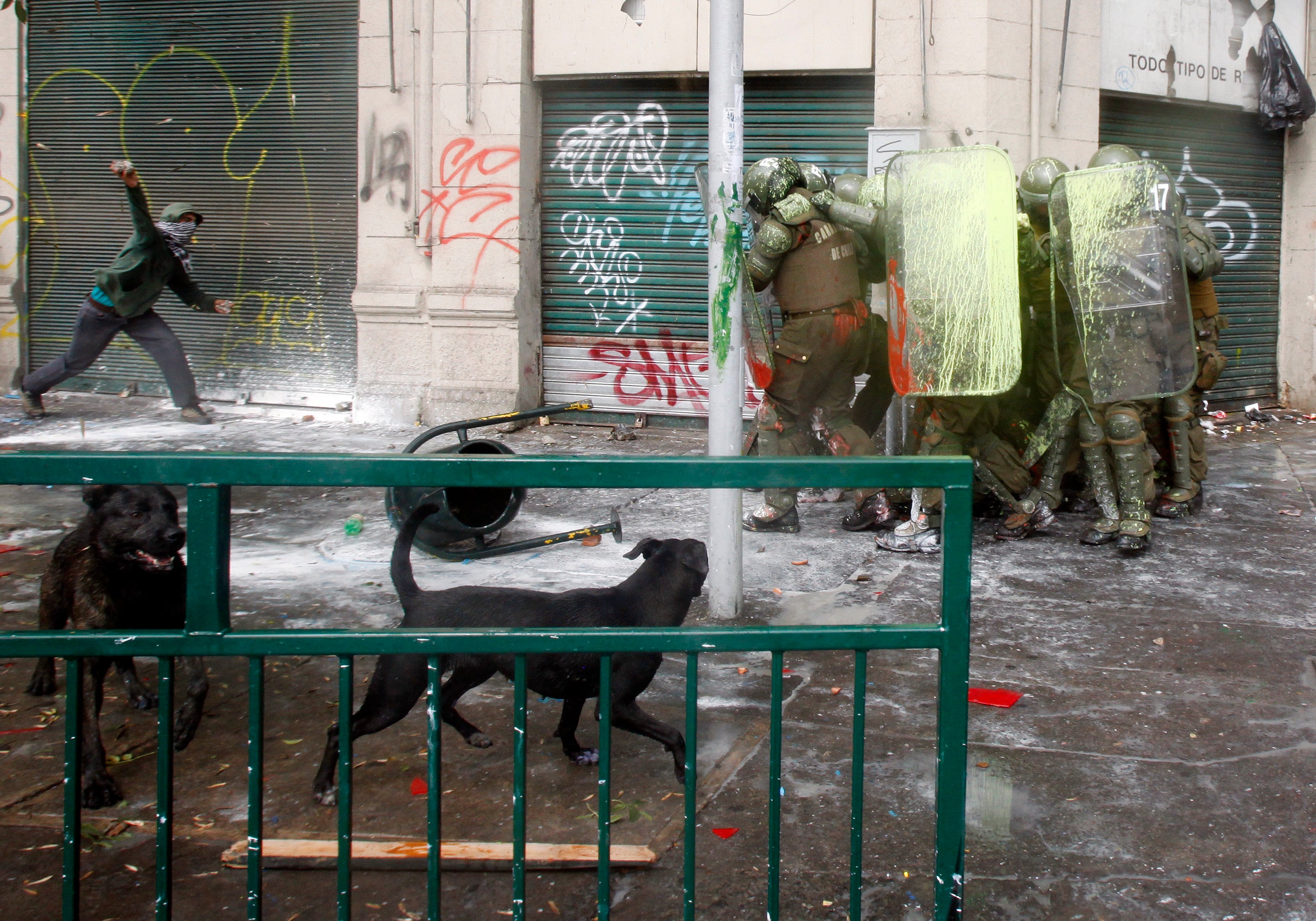Chilean students stage widespread protests demanding education reform ...