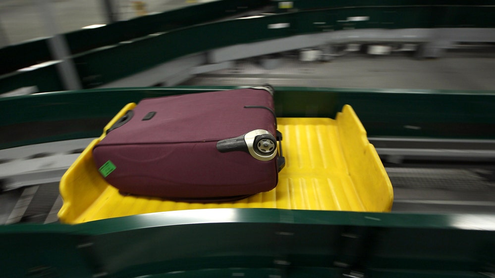Contortionist Thief Hid in Suitcase to Pilfer from Other People's ...