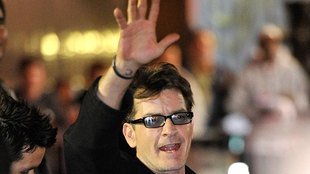 Sheen Improves in Chicago After Detroit Failure | Fox News