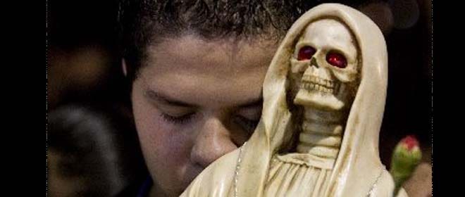 Drug Traffickers Worship "Holy Death" Saint To Keep The Law Away | Fox News