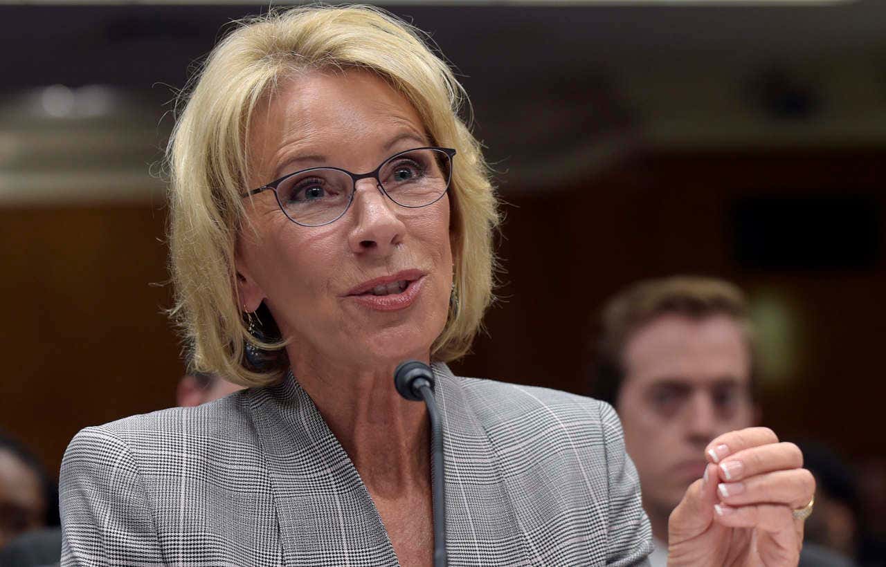 19 AGs sue DeVos for delaying for-profit college rules | Fox News
