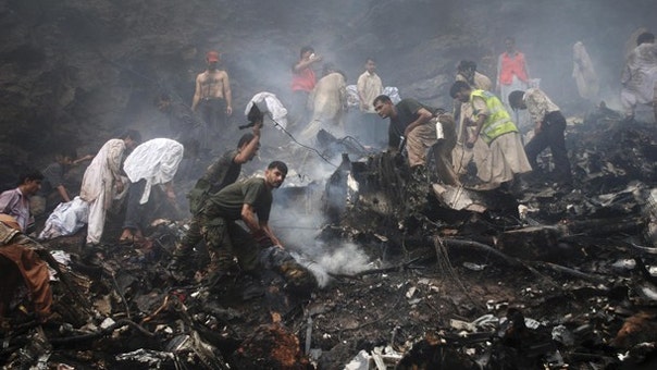 Rain Slows Search for Dead in Pakistan Plane Crash | Fox News