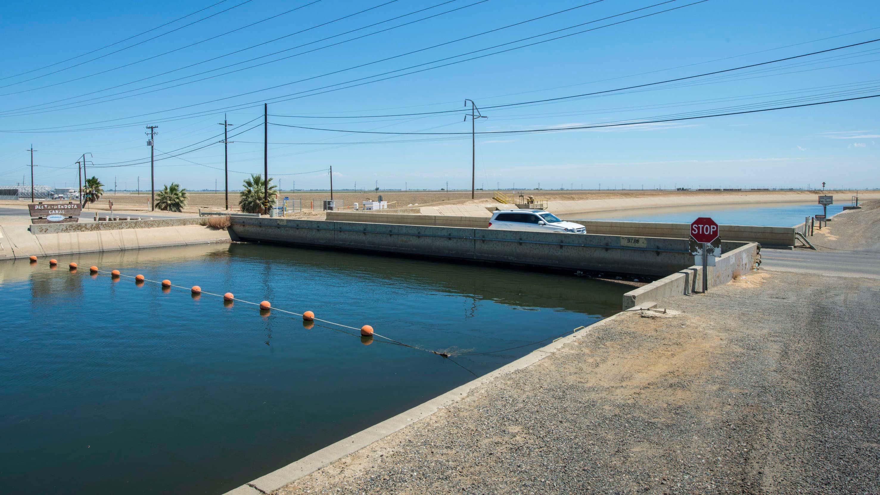 California's Central Valley sinking due to groundwater pumping, report ...