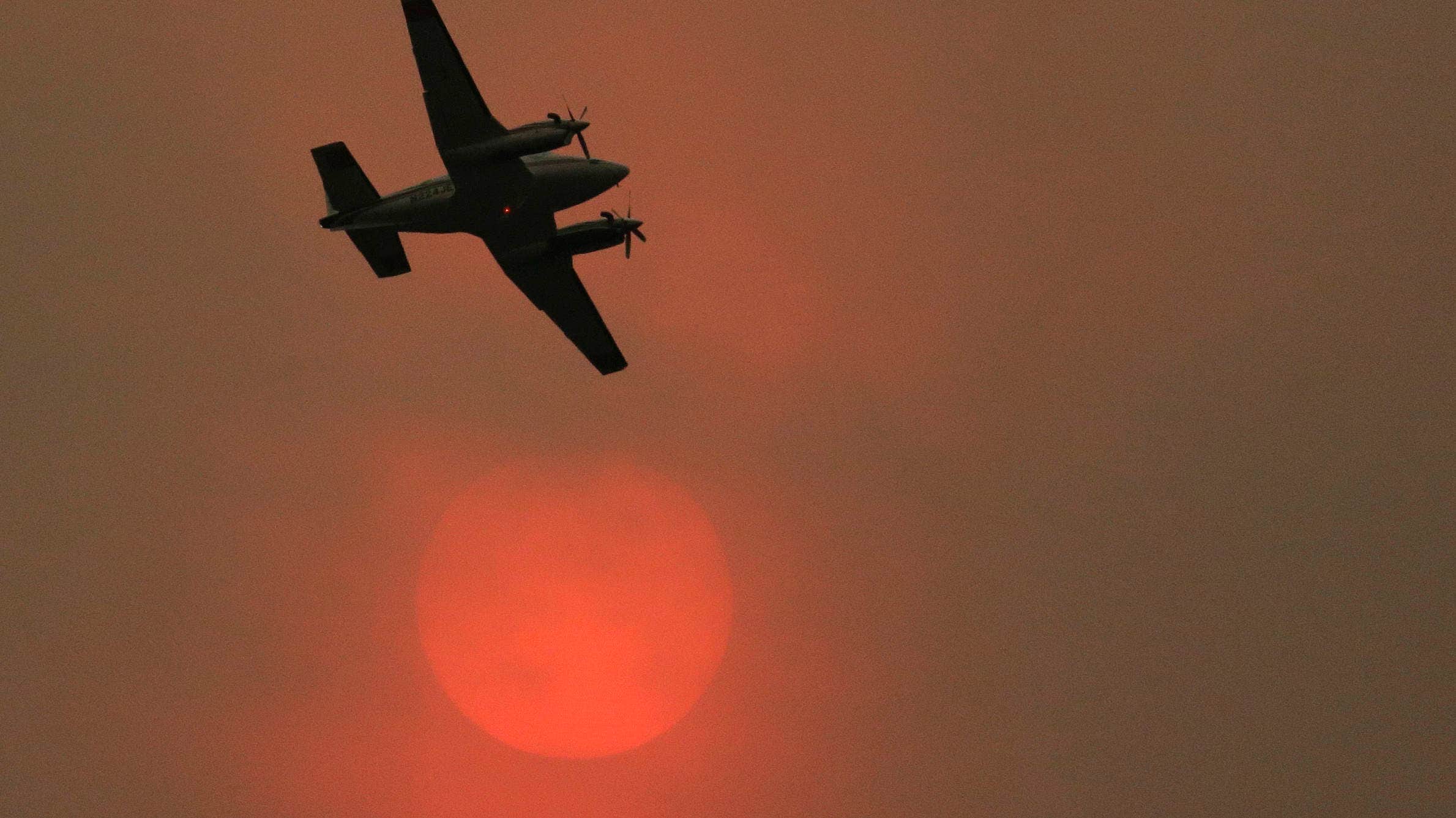 Forest Service spent record $243M last week fighting western wildfires ...