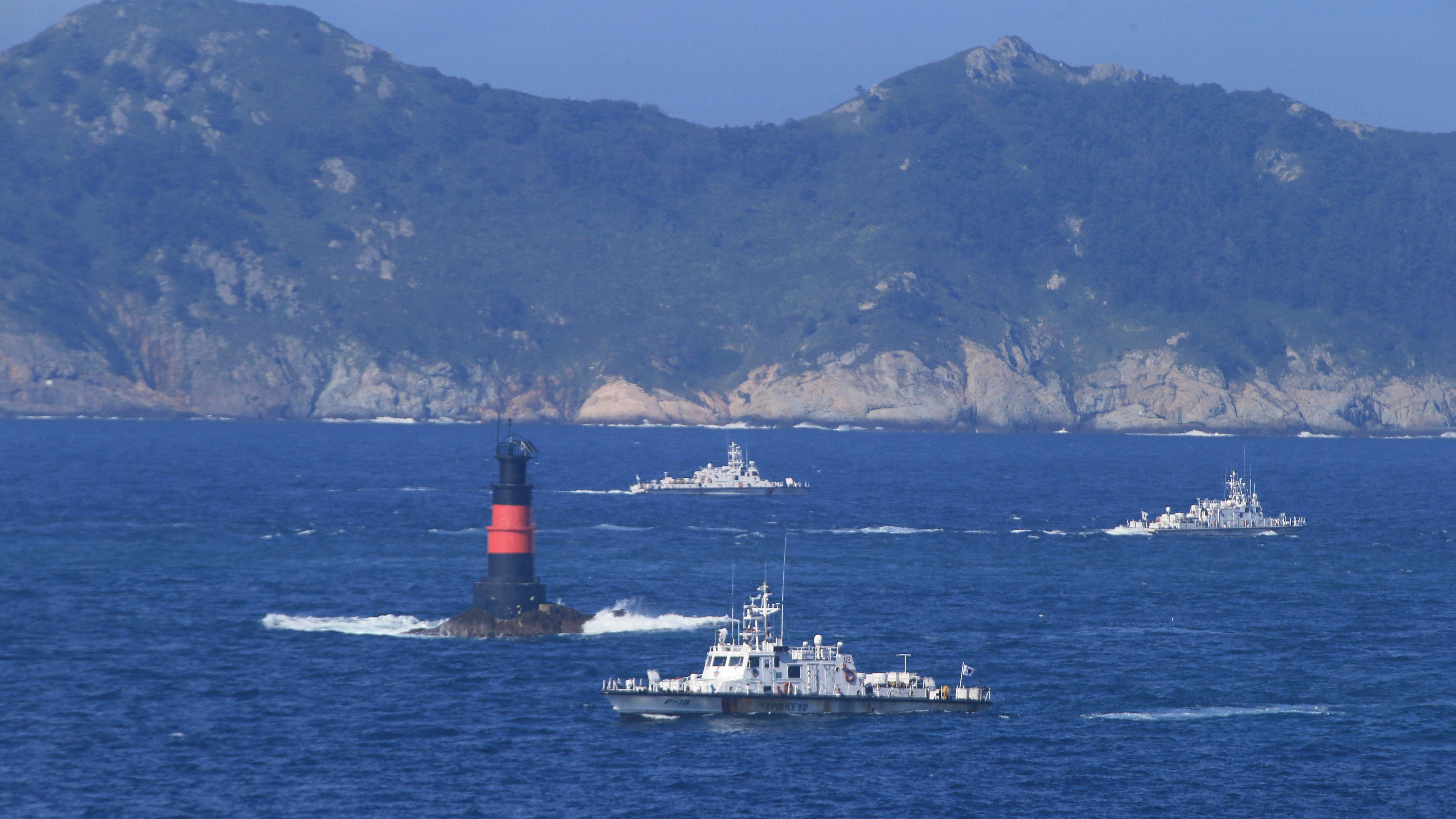 10 dead after fishing boat capsizes off South Korean coast | Fox News