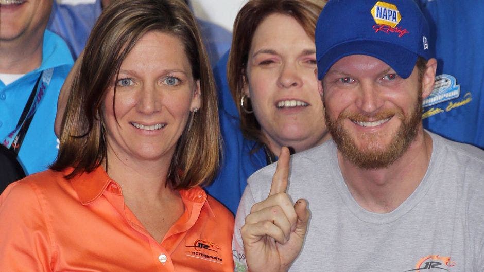 Kelley Earnhardt Miller honored for contributions to Sports Business ...
