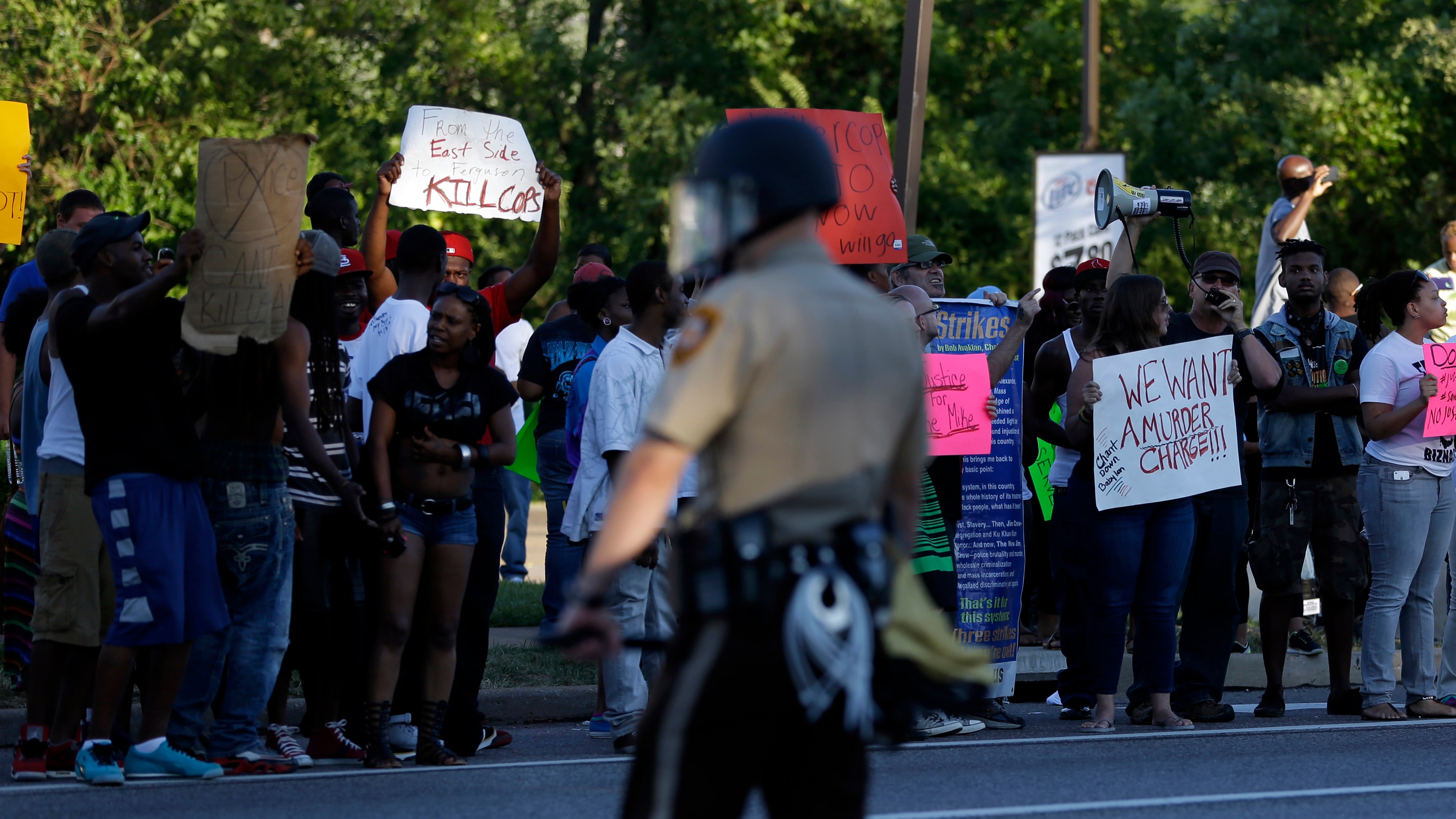 The Possibility Of No Charges Against Ferguson Police Officer Raises ...