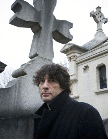 Neil Gaiman's 'Graveyard' Book Wins Newberry Award | Fox News