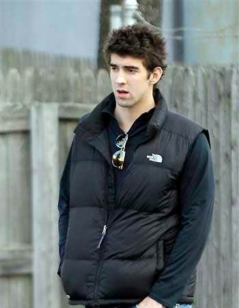 Michael Phelps Back in Pool After 3-Month Suspension Over Pot Photo ...