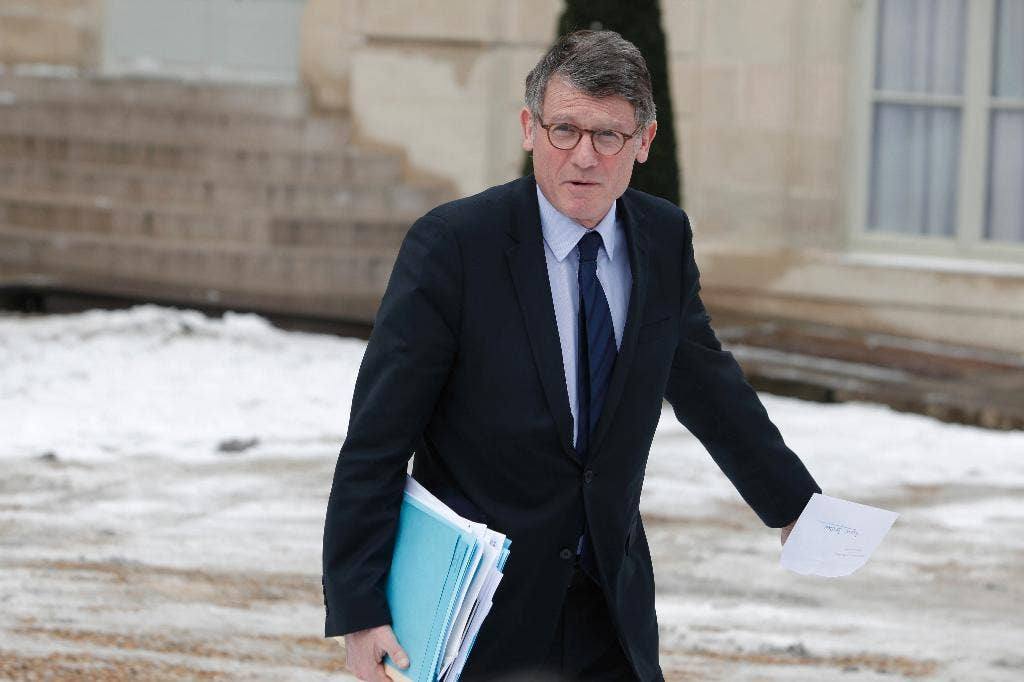 French left-wing candidates take risky stance: pro-Europe | Fox News