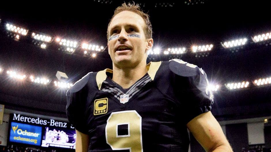 Drew Brees spent the first half of Week 8 breaking records | Fox News