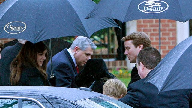 Hundreds Gather at Funeral for Elizabeth Edwards | Fox News