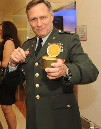 Vietnam Veteran Keeps Vow, Eats 40-Year-Old Cake | Fox News