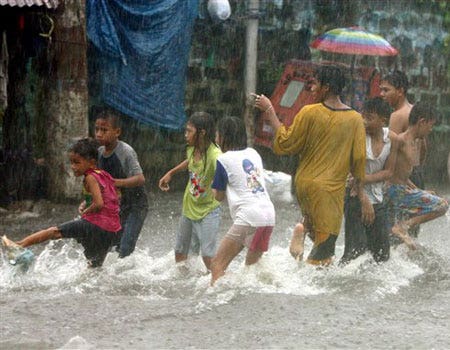 'State of Calamity' as Philippines Flooding Leaves 106 Dead and Missing ...