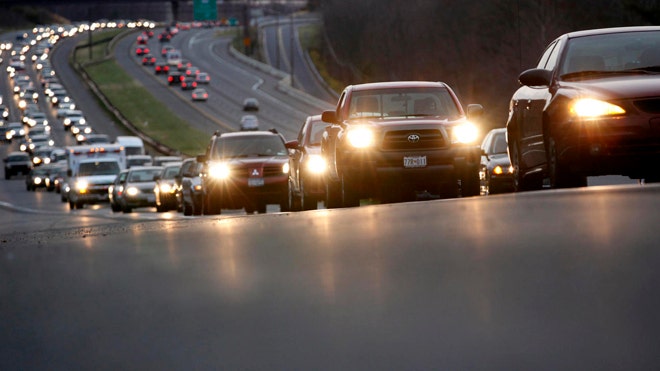 Driver, text that car! Service sends messages to license plates | Fox News