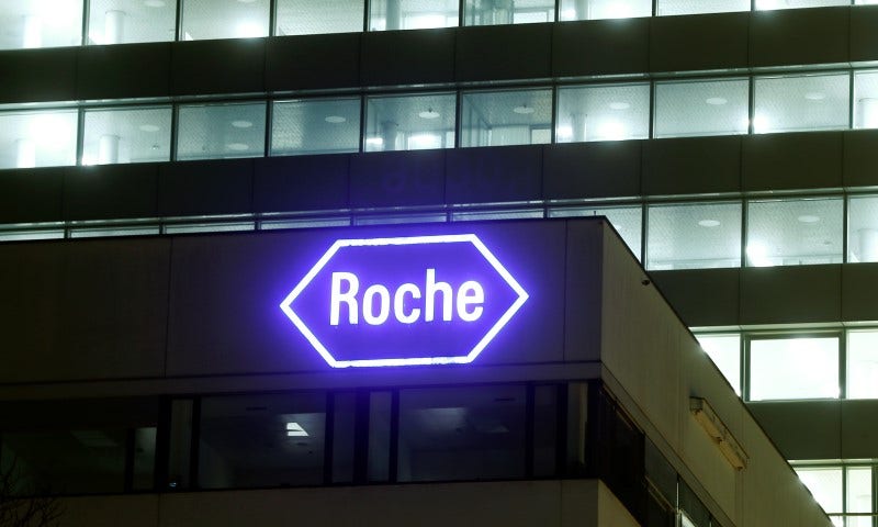 Roche says FDA fast tracks atezolizumab in specific type of lung cancer ...
