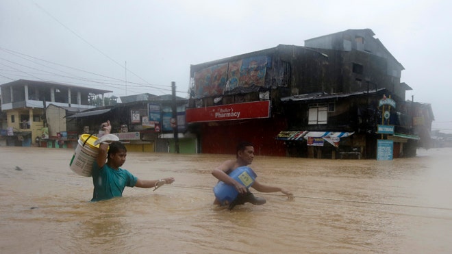 Philippine storm moves north, leaves 5 dead | Fox News