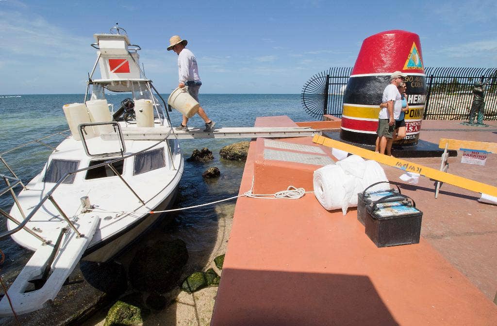 24 migrants from Cuba land on Florida island | Fox News