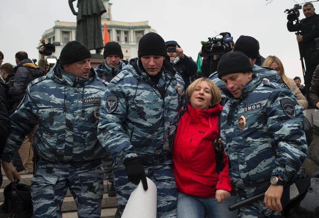 Several hundred people protest in Moscow against Russia's Syria ...