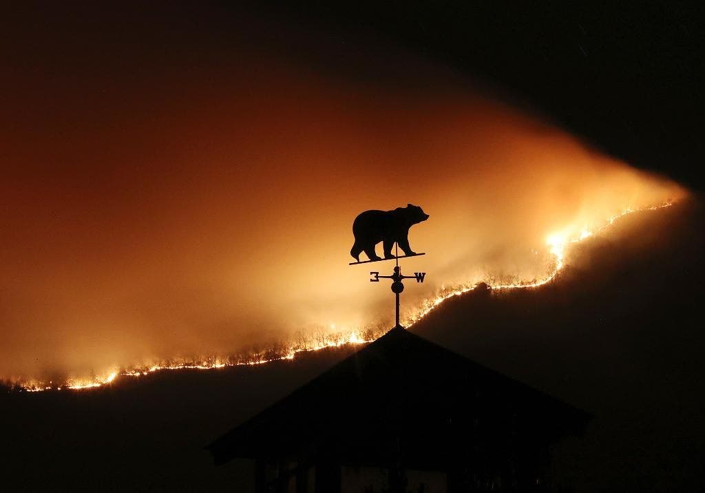 Southern wildfires continue spread as arson probes opened | Fox News