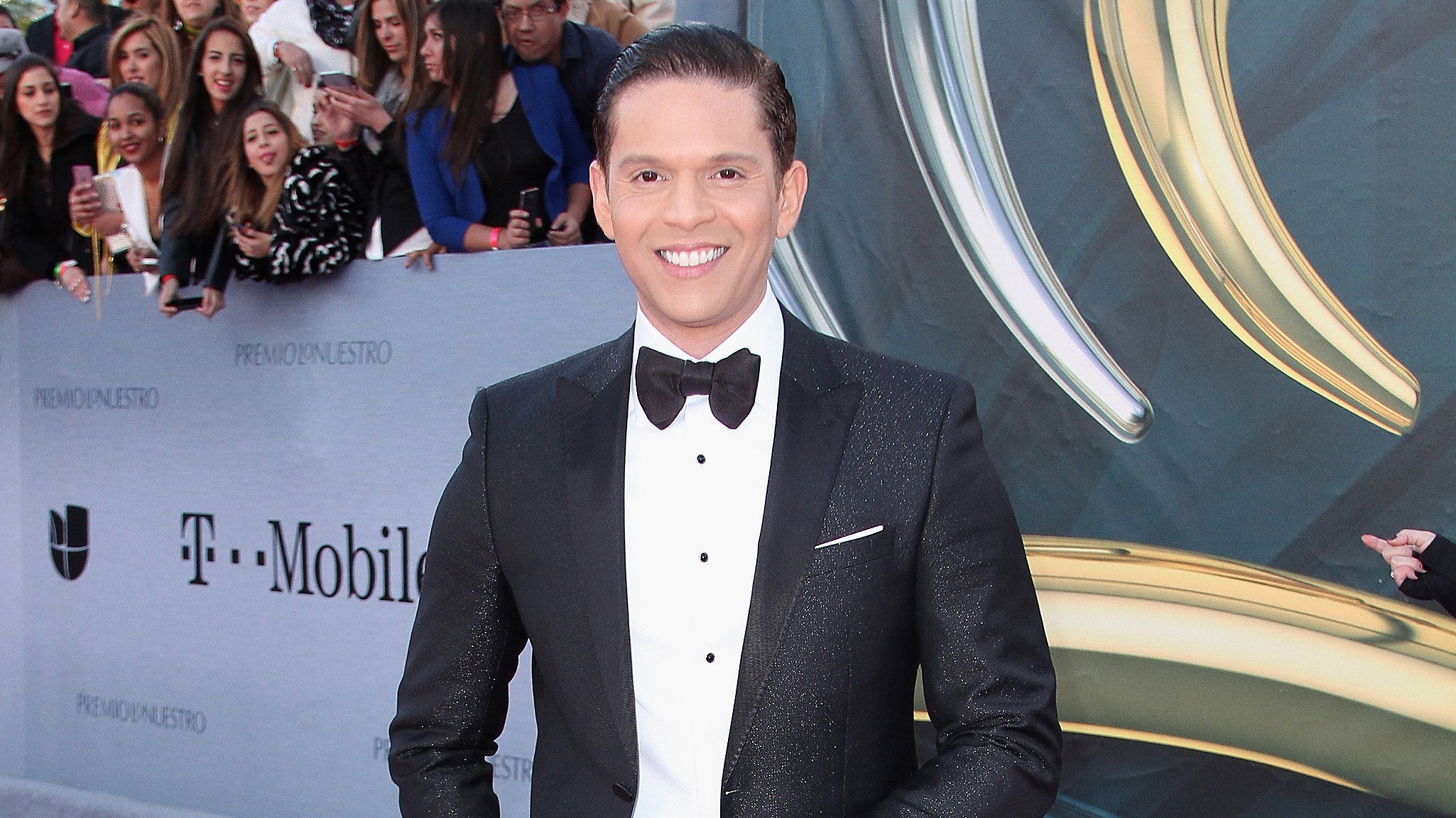 Rodner Figueroa gets recognition from his former co-hosts after Emmy ...