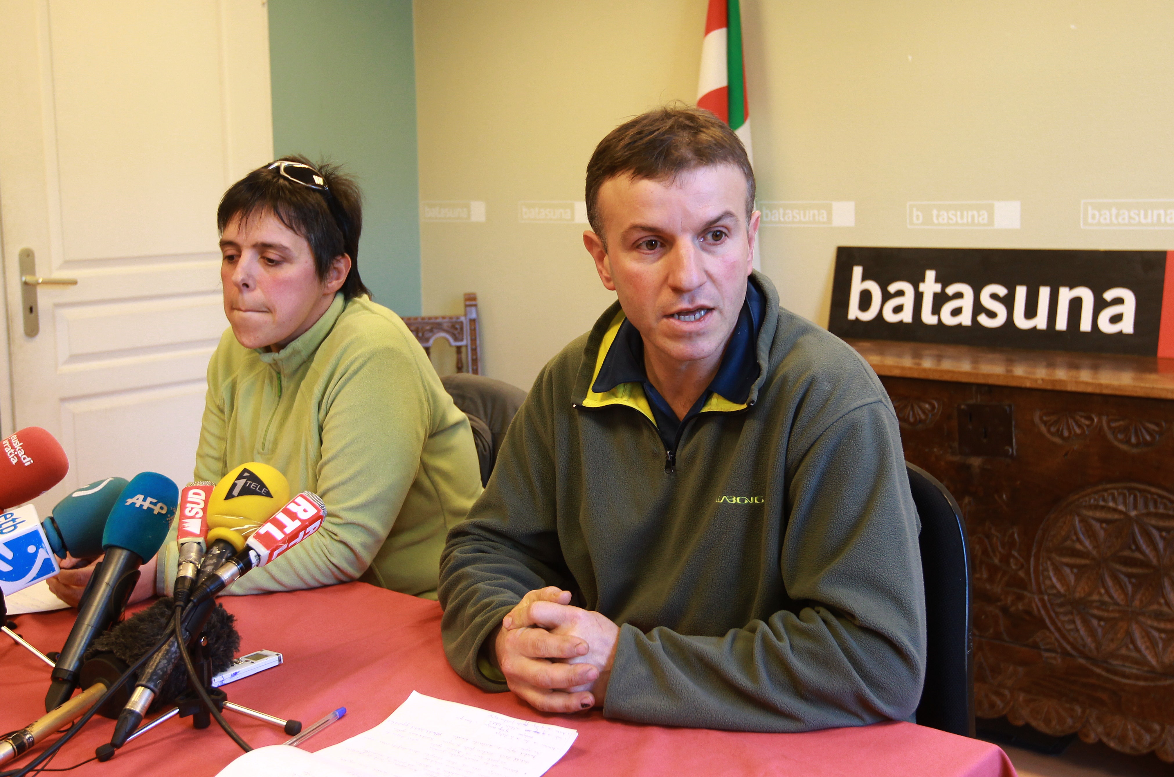 Basque group that is banned in Spain yet legal in France announces its ...