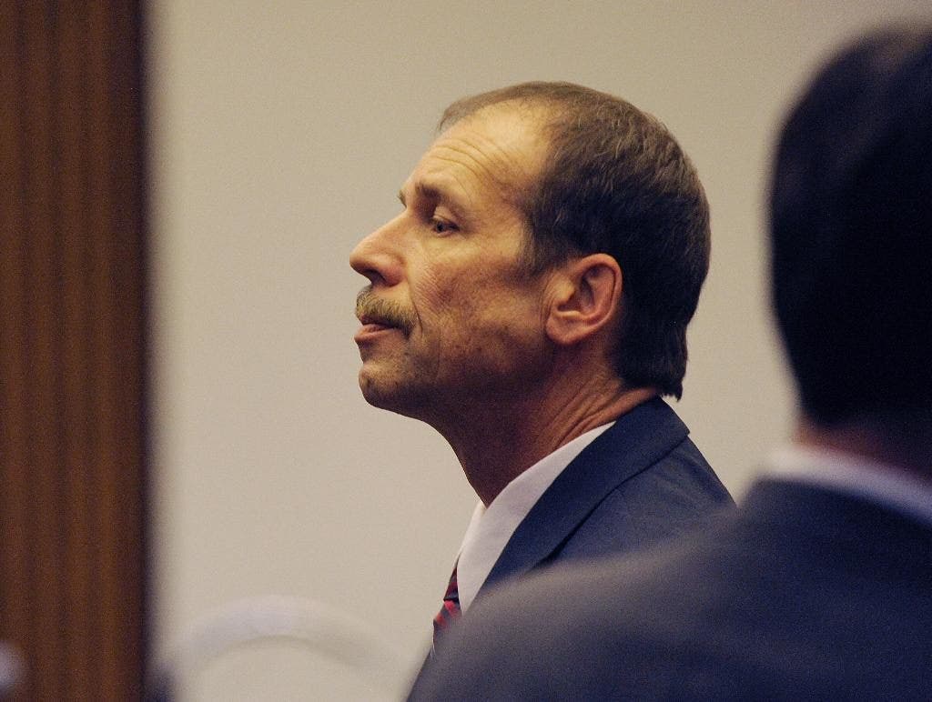 Porch shooting trial moves into defense phase; suburban Detroit police ...
