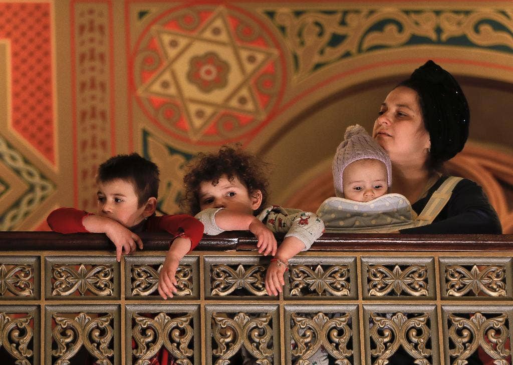 AP PHOTOS: Romania's small Jewish community celebrates Purim | Fox News