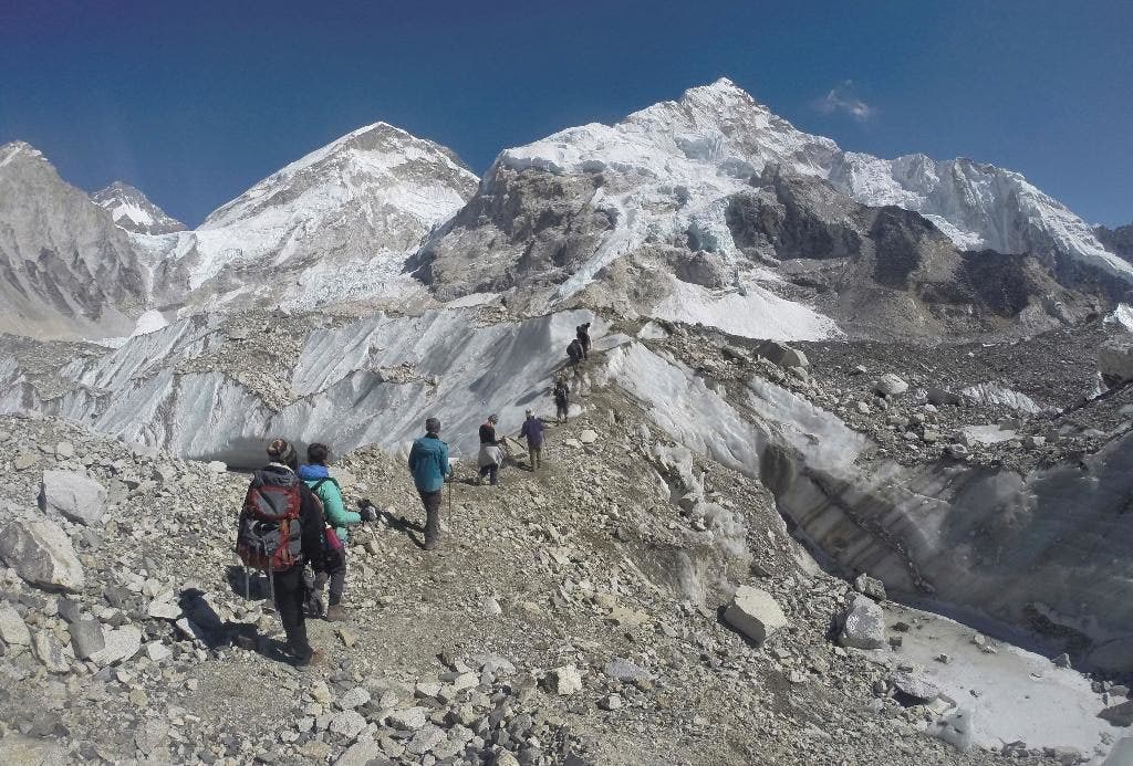 Indian climber 3rd to die on Mount Everest in recent days | Fox News