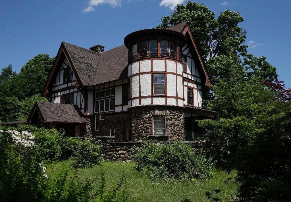 Muslims see anti-mosque bias in landmarking decision | Fox News