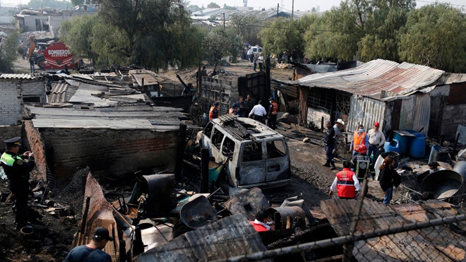At least 20 killed after gas tanker explodes in Mexico | Fox News