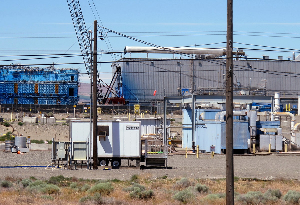 Workers' radiation exposure halts nuke plant demolition | Fox News