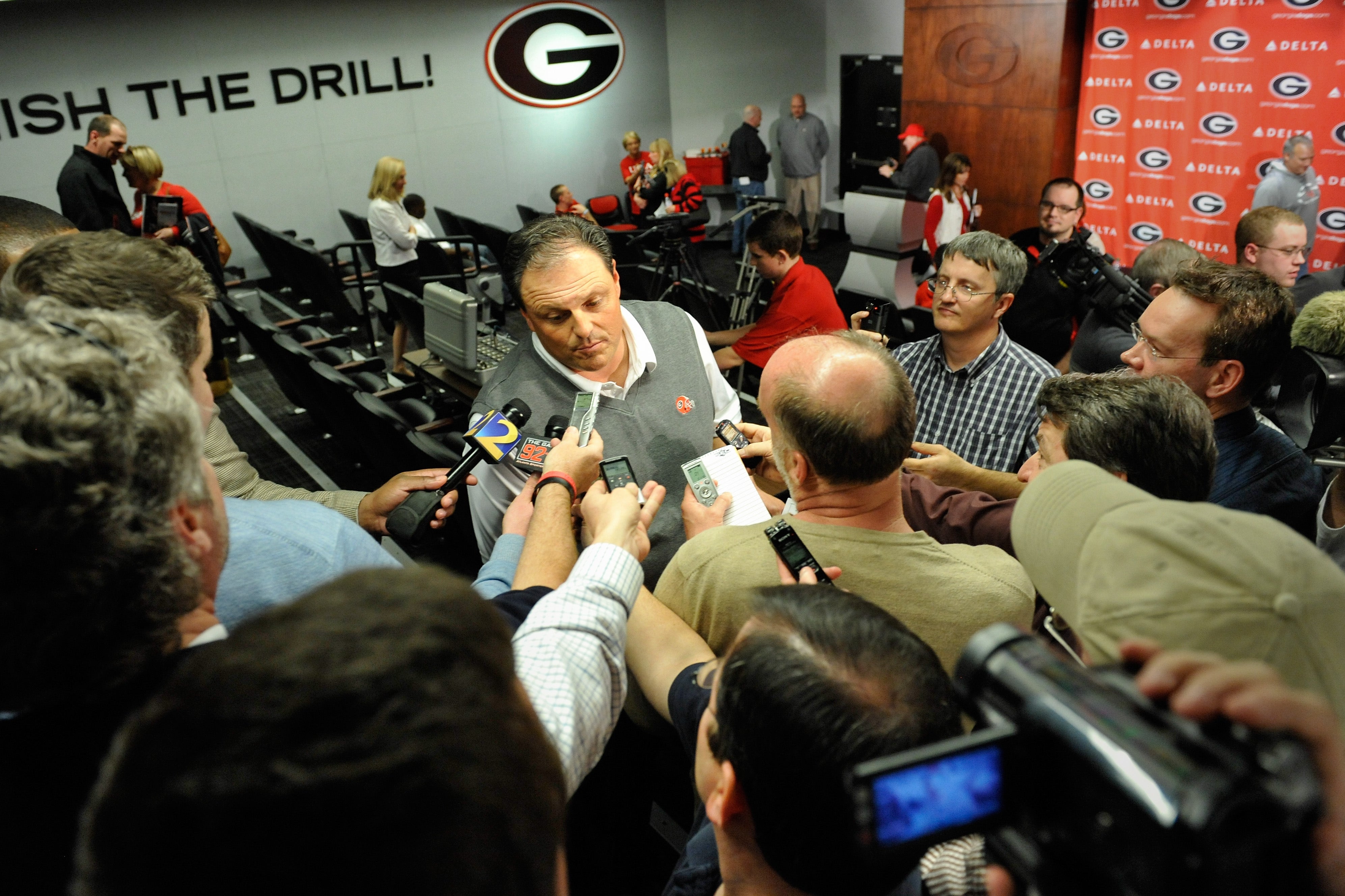 Georgia defensive coordinator Todd Grantham informs school that he's ...