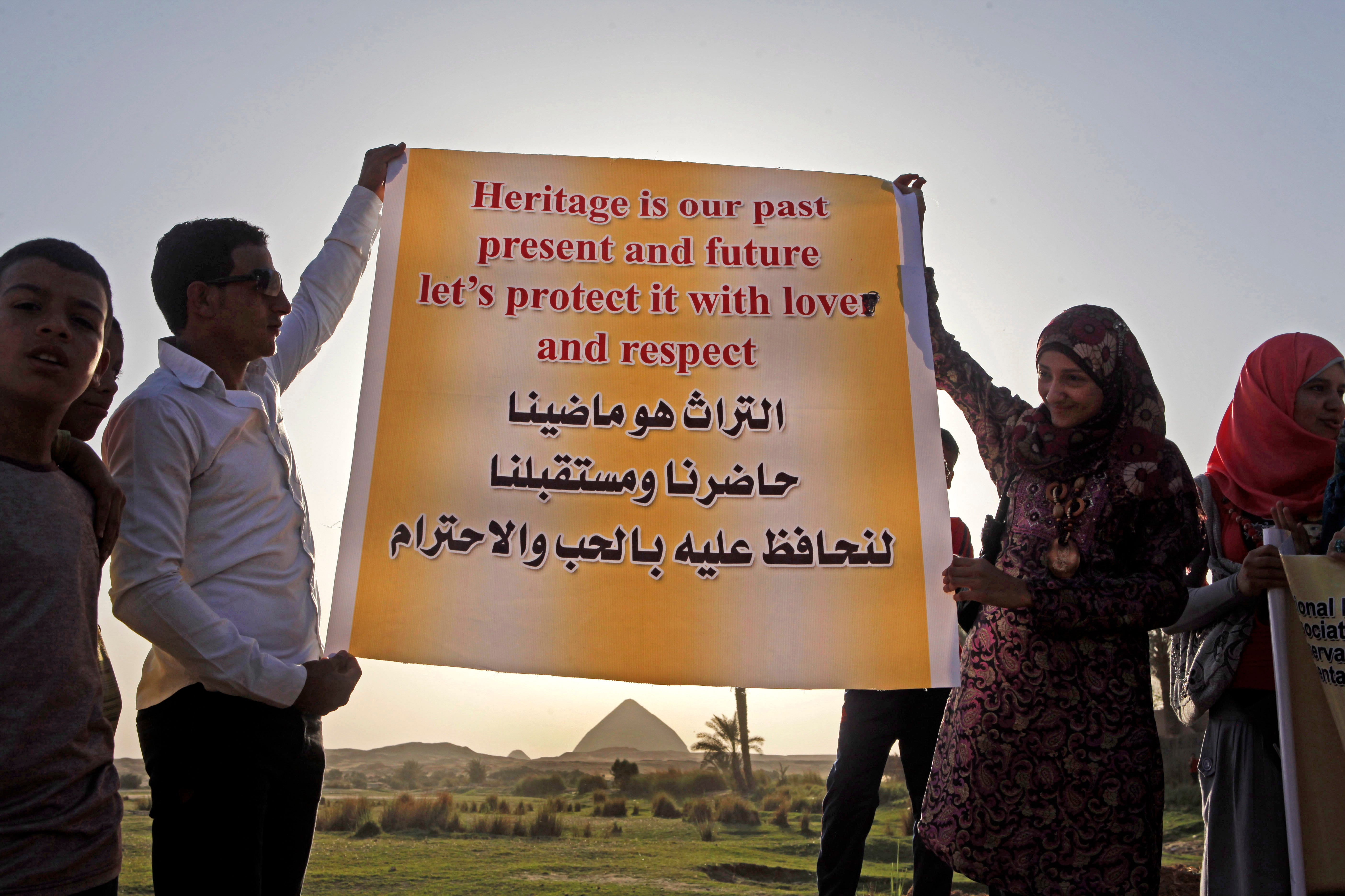 Residents protest against looting, construction in ancient Egyptian ...