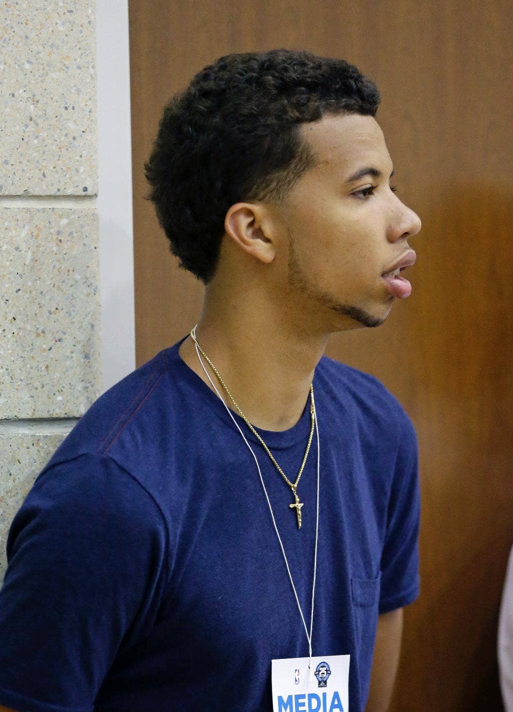 76ers' Carter-Williams says shoulder rehab is 'ahead of schedule' | Fox ...
