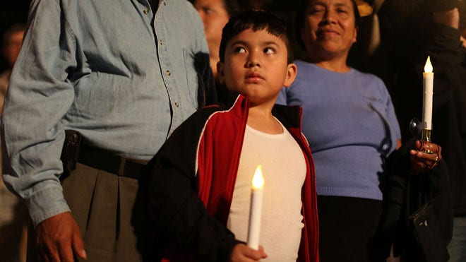 Obama administration defends holiday-season deportation raids amid ...