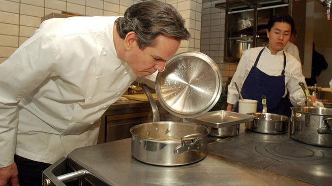 NYT food critic Pete Wells gives Thomas Keller's acclaimed restaurant ...