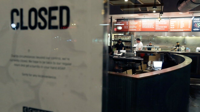 30 Boston College students become sick after eating at Chipotle | Fox News
