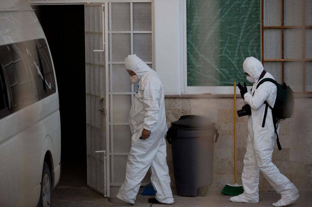 Mexican prosecutor says 28 bodies found in clandestine grave, but too ...