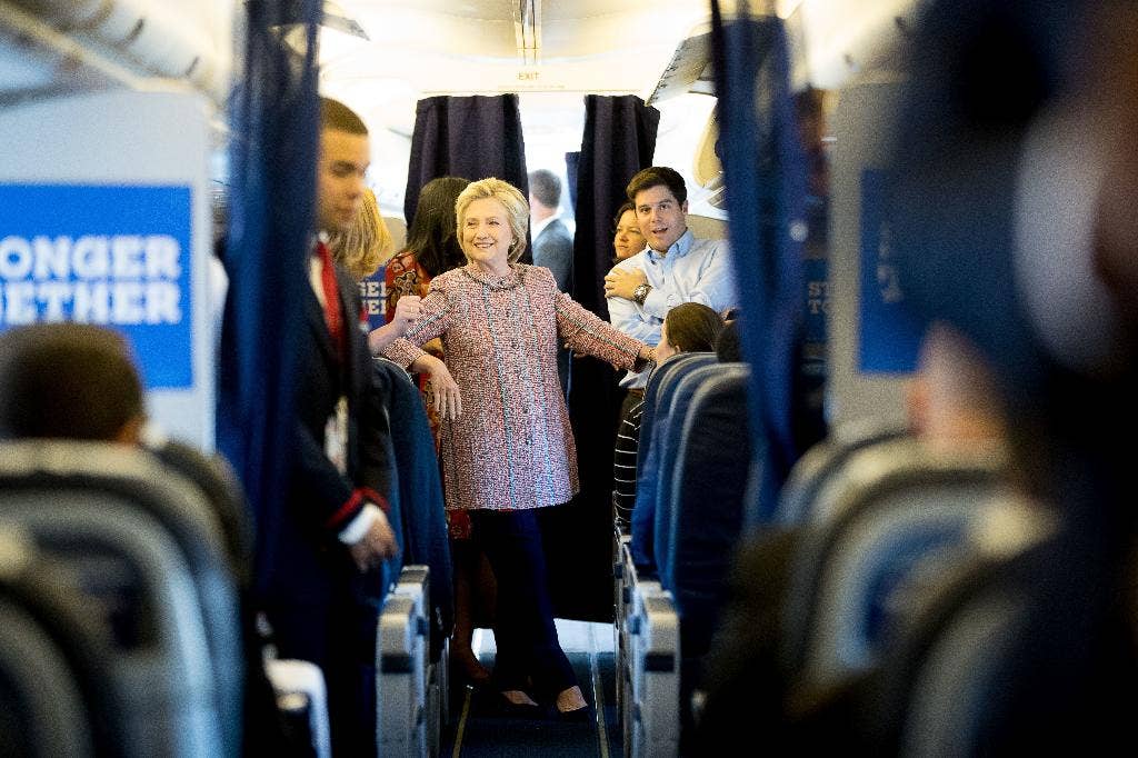 Clinton returns to campaign, smiling and appearing energetic | Fox News