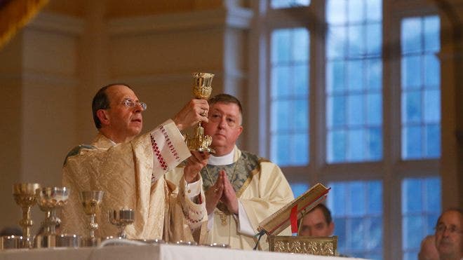 Catholics step up protests of ObamaCare contraceptive coverage mandate ...