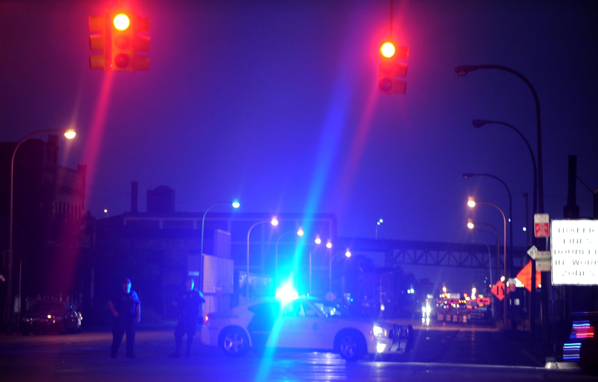 Second bogus bomb threat in days shuts down major US-Canada crossing ...
