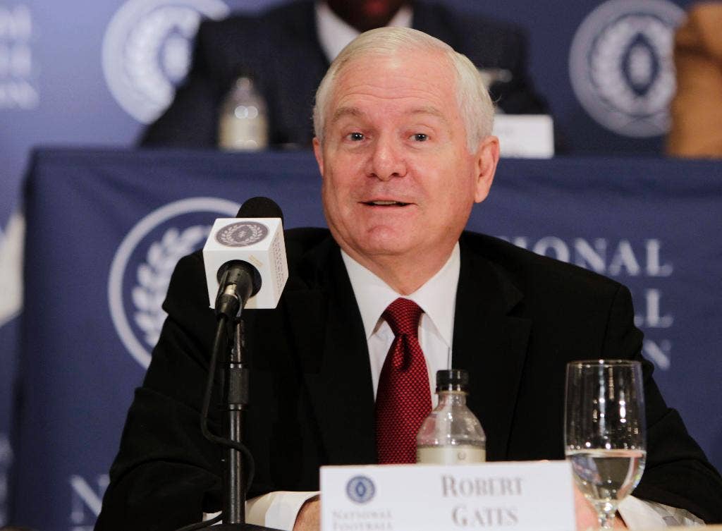 Boy Scouts President Gates says he supports gay adults' inclusion, but ...