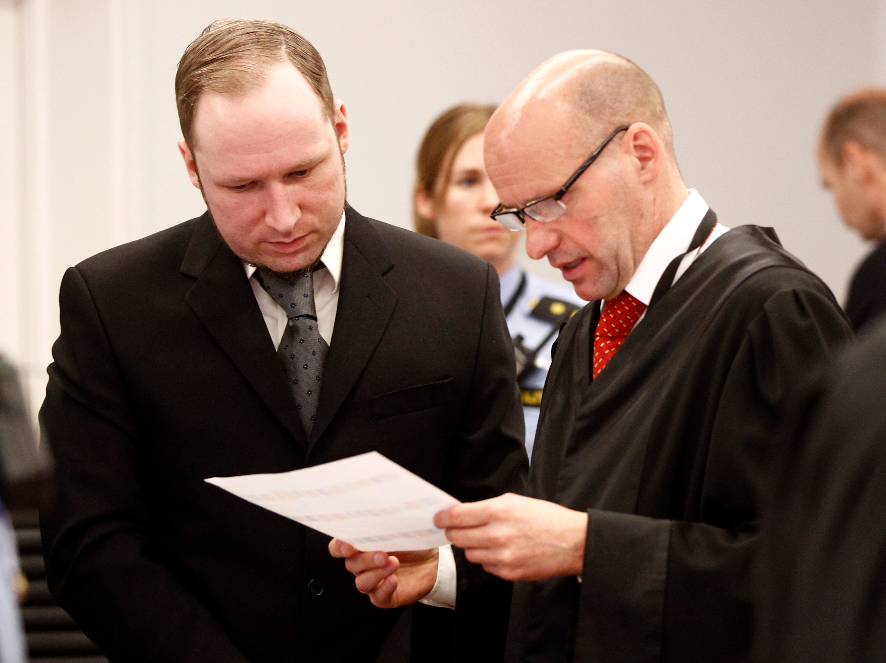 Thousands defy Norway mass killer Breivik in song | Fox News