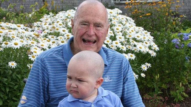 Former President Bush shaves head in solidarity with 2-year-old cancer ...