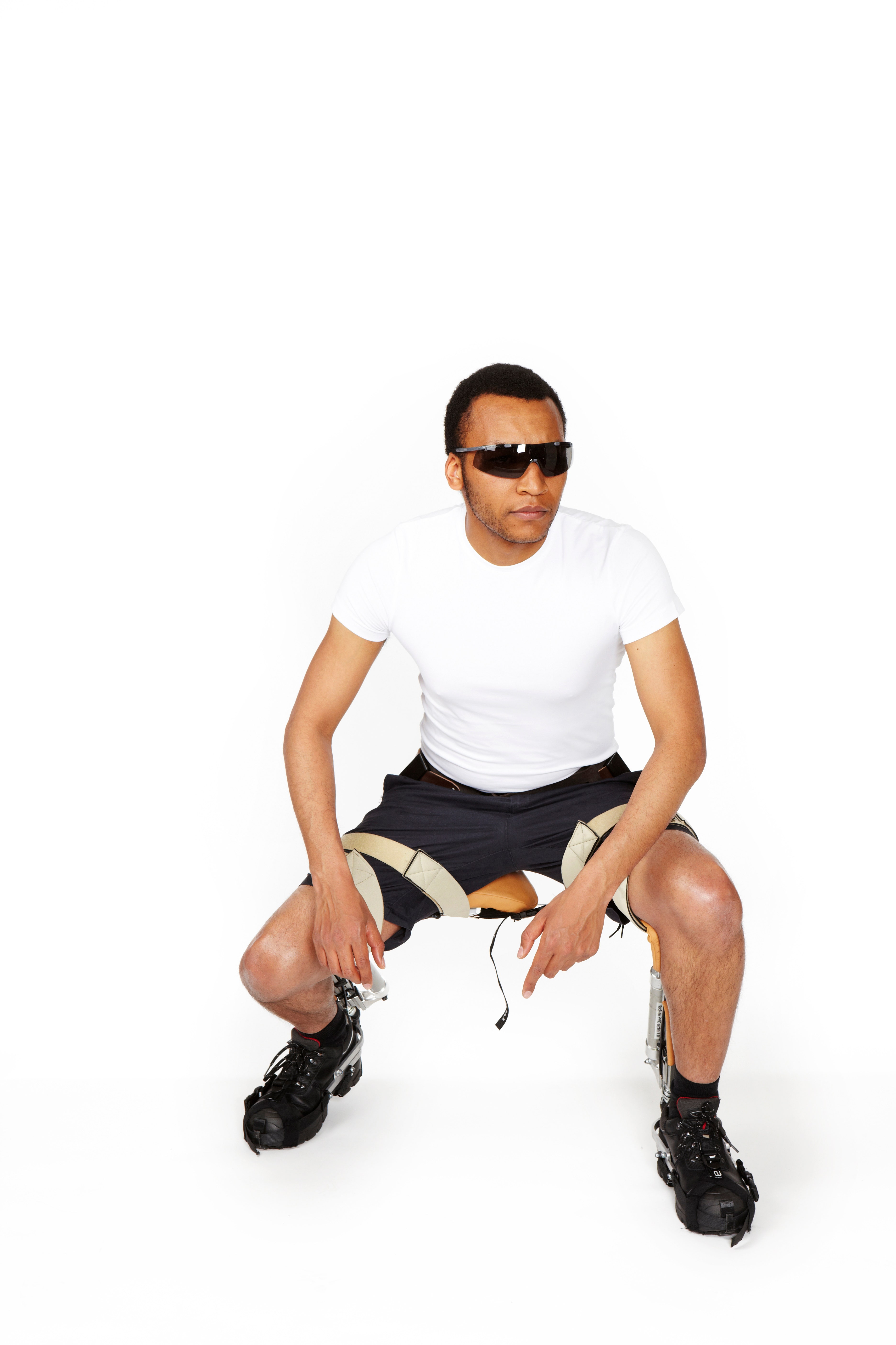 Chairless Chair lets you find a seat anywhere | Fox News